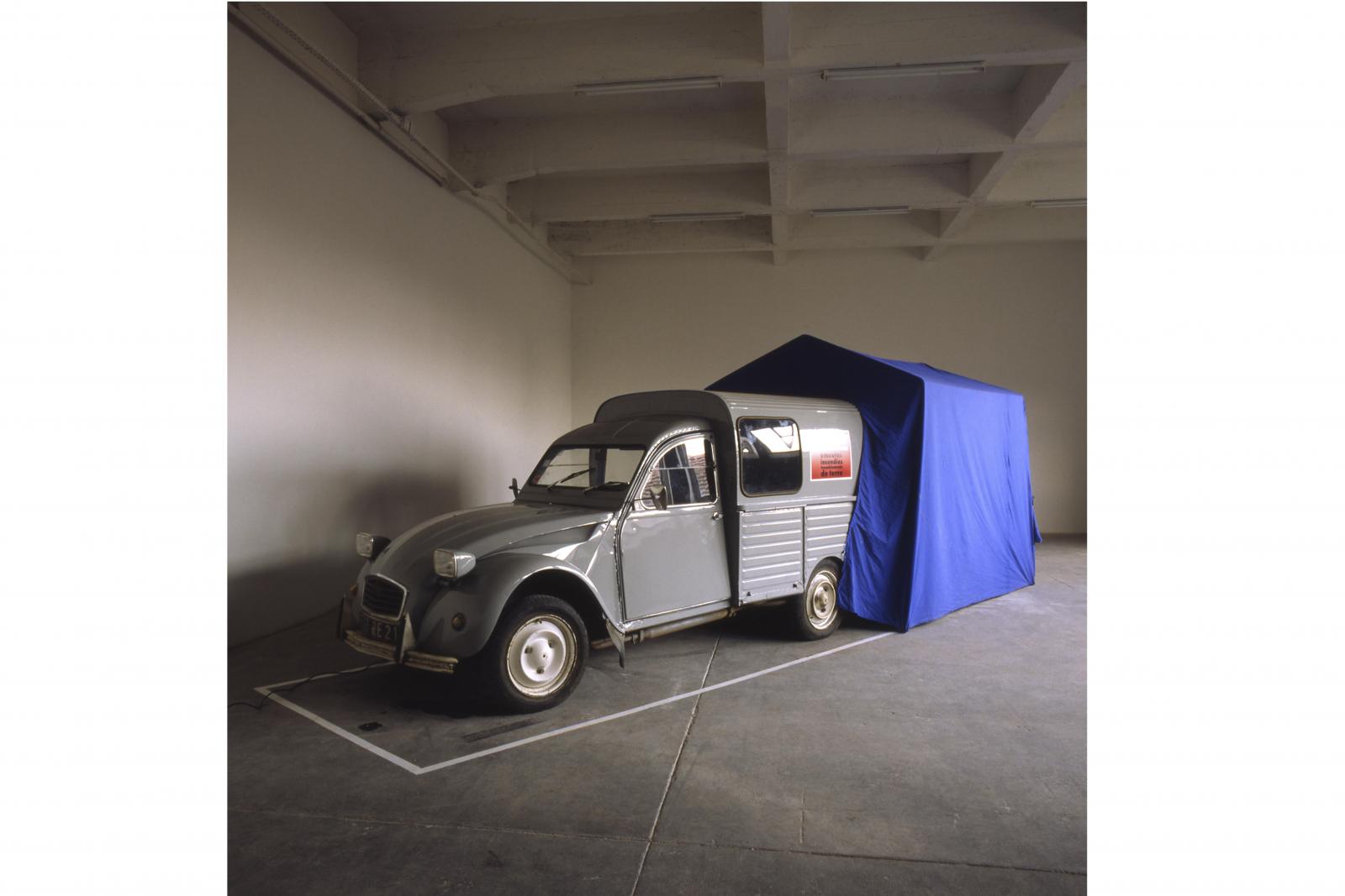 Chris Burden | Consortium Museum