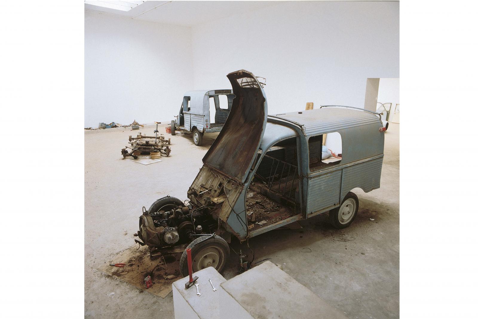 Chris Burden | Consortium Museum